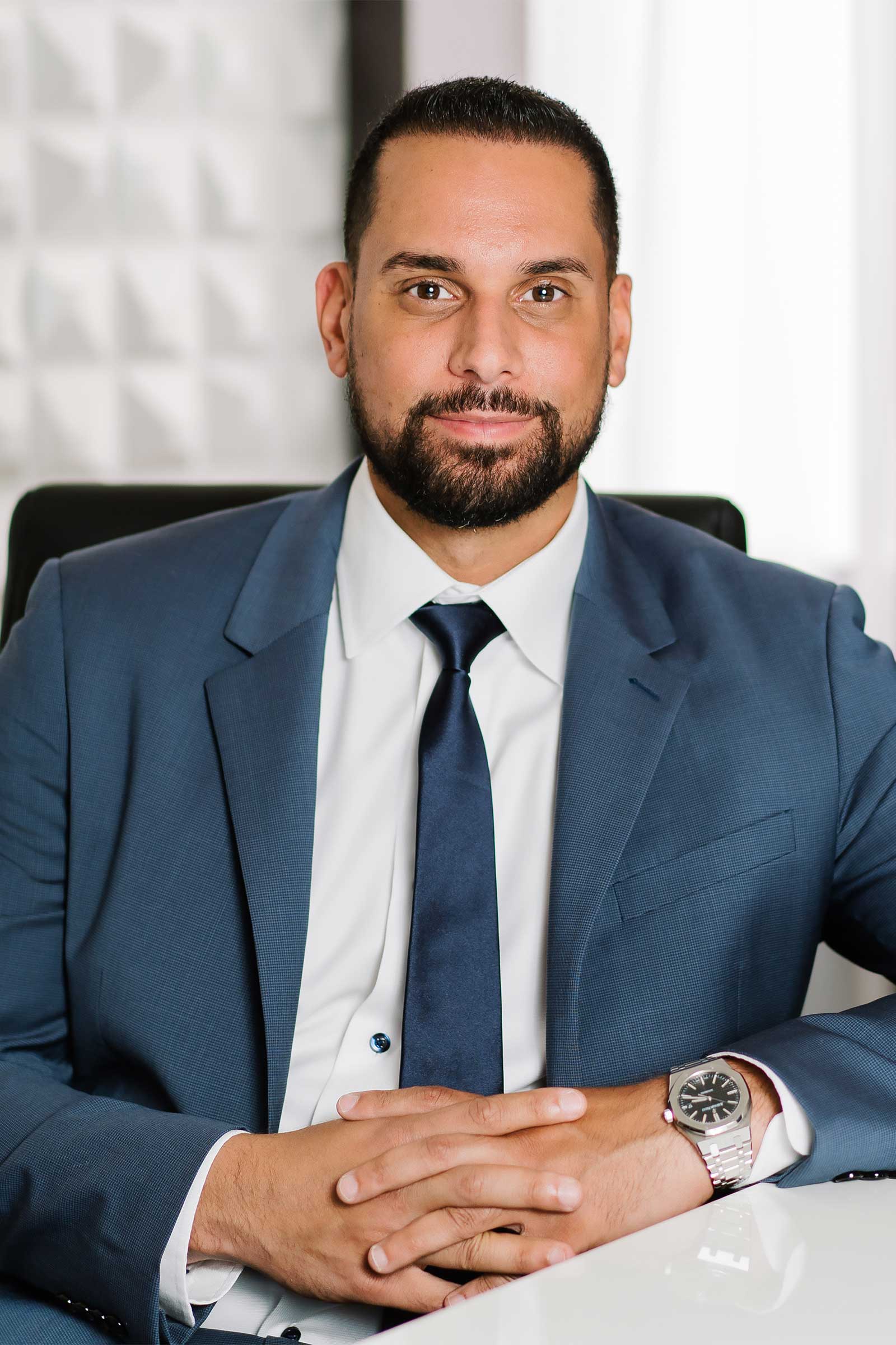 Dr. Tamir Tawfik, Spine Surgeon in New Jersey and New York